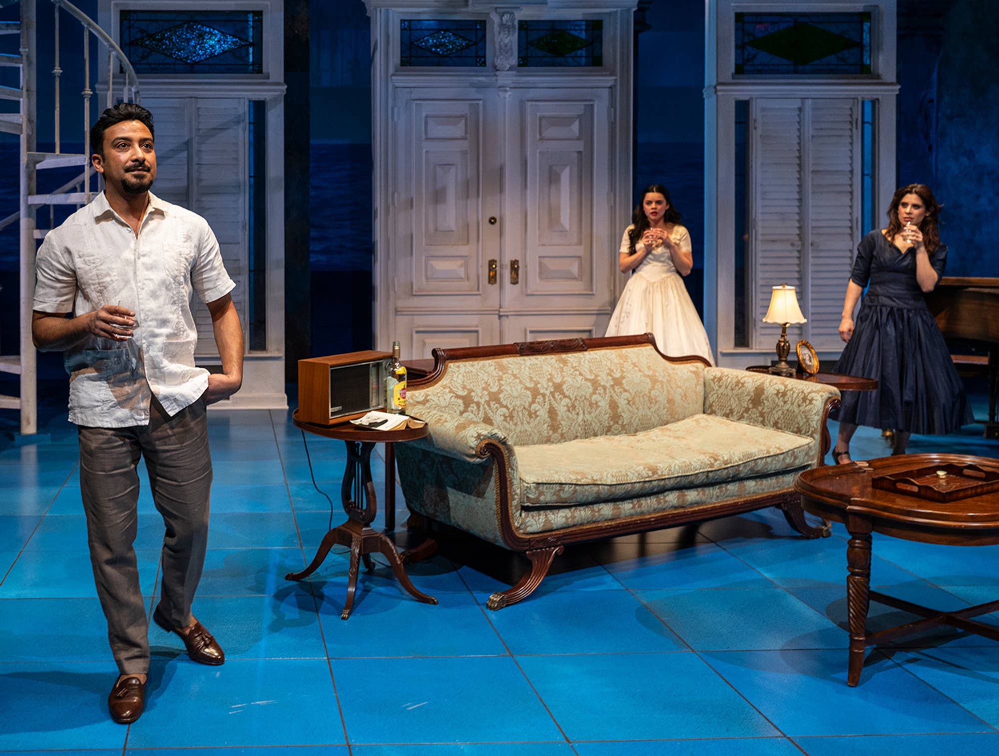 Two Sisters and a Piano — Writers Theatre